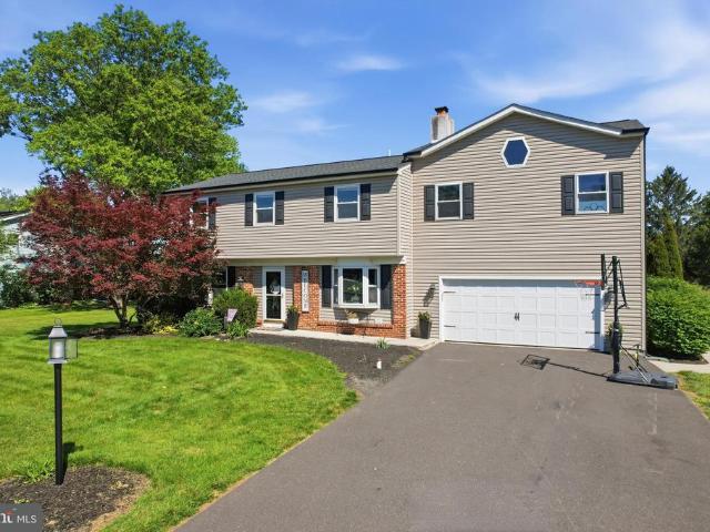 1545 Tennis Circle