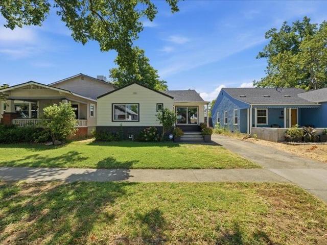 1545 35th St, Sacramento, CA 95816