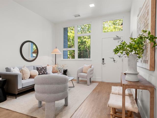 1545 32nd St, Unit 104, Oakland, CA 94608 | MLS #41125 | Compass