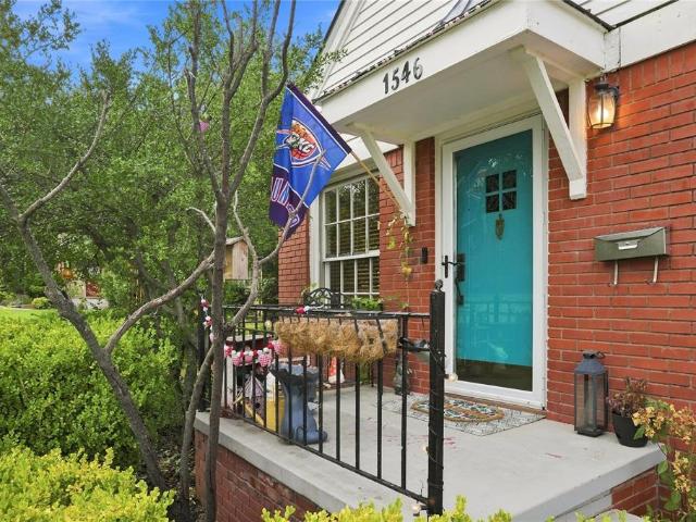 1546 NW 37th Street