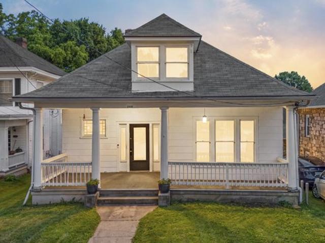 1546 Cypress St, Paris, KY 40361