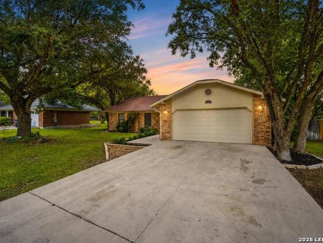 1546 Camellia Ln