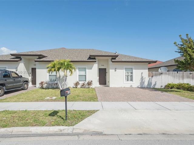 1546 W 26th Ct, Riviera Beach, FL 33404 | MLS #A11972