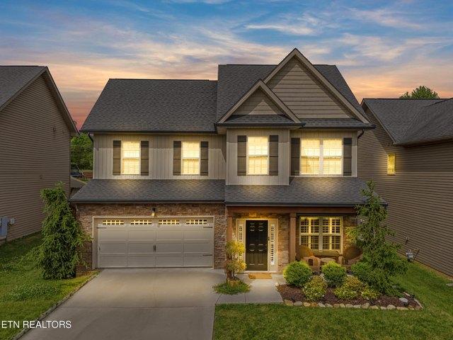 1546 Yarnell Station Blvd, Knoxville, TN 37932