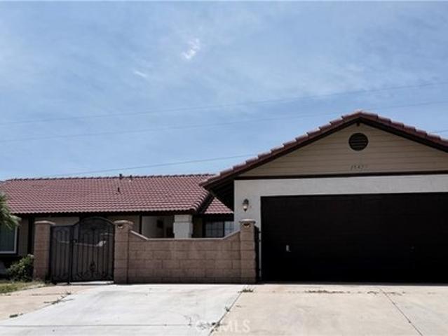 15477 Via Bahia St, Hesperia, CA 92345