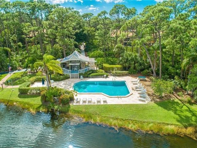 15475 Cedarwood Ln Unit 8, Naples, FL 34110