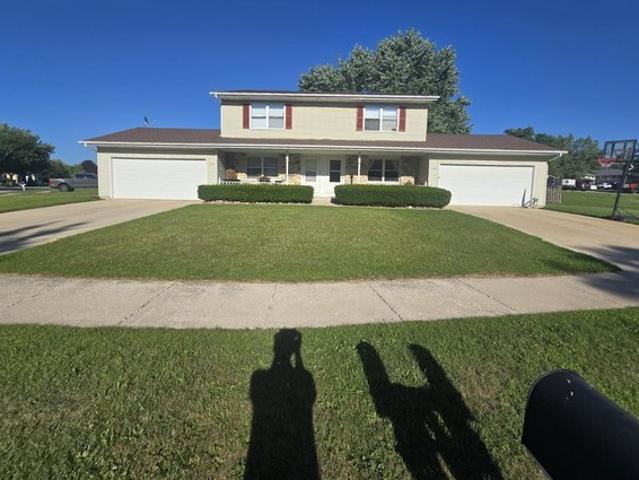 1547 Briarwood Ln Unit 1543, Hartford, WI 53027