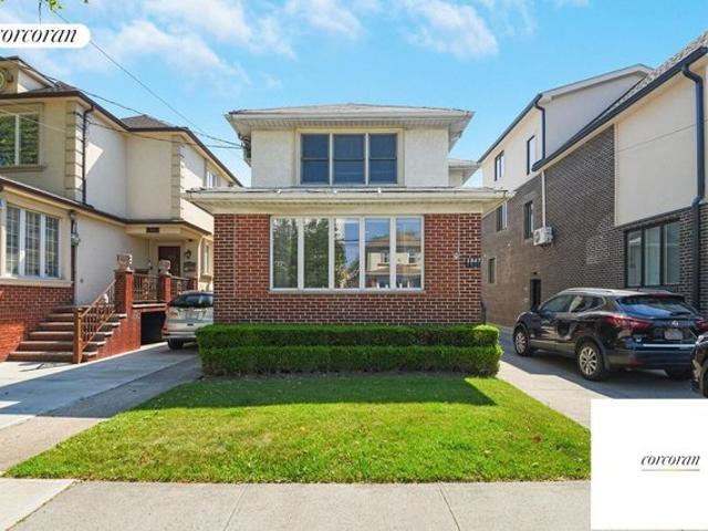 1547 E 27th St, Brooklyn, NY 11229