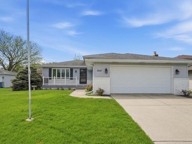 1547 W 99th Ave, Crown Point, IN 46307