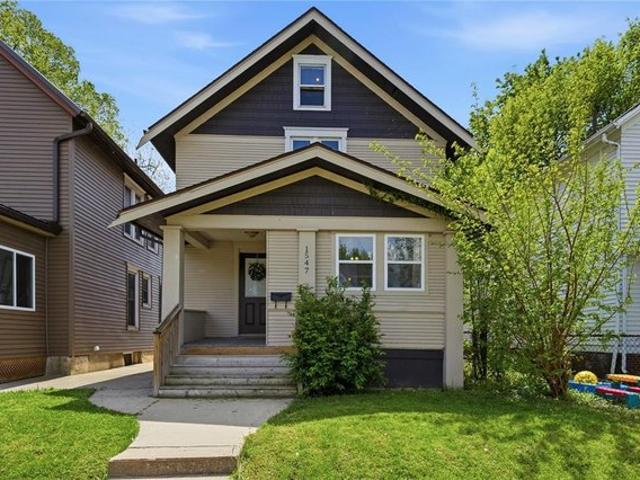 1547 Washington Ave SE, Cedar Rapids, IA 52403