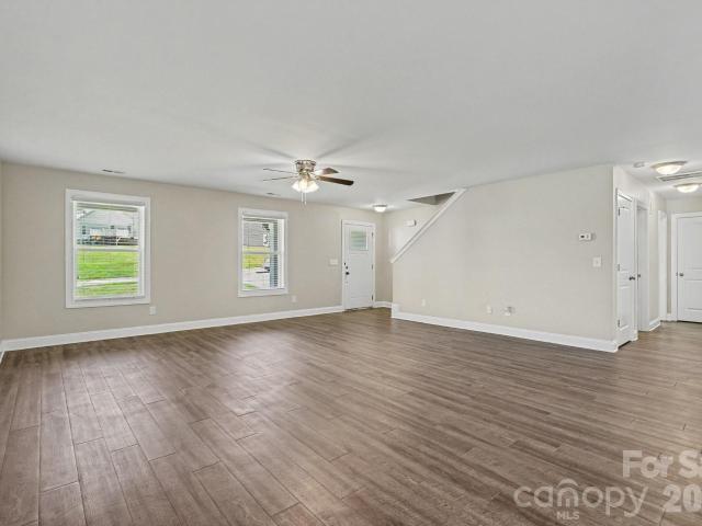 1548 Mayfair Drive