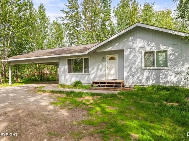 1548 N Pioneer Peak Dr, Wasilla, AK 99654