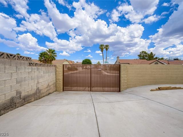 1548 Champagne Circle