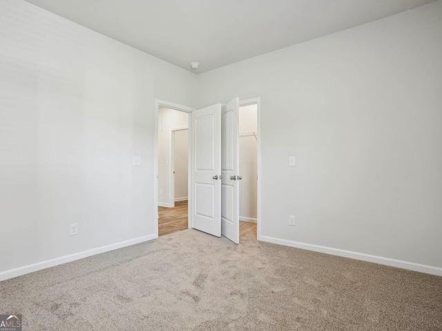 1548 Sungrown Way