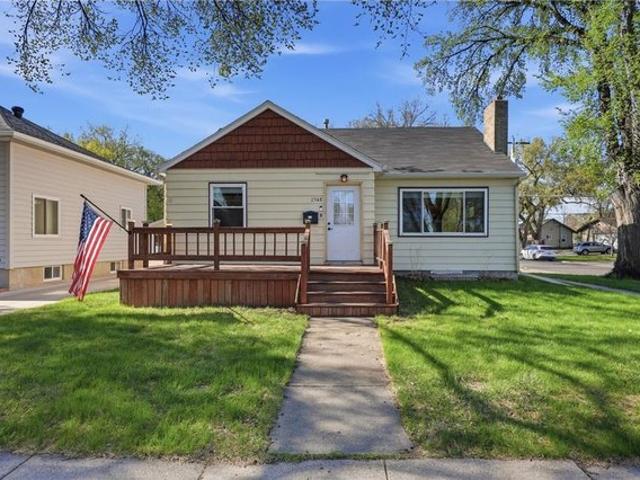 1548 2nd Ave S, Fargo, ND 58103