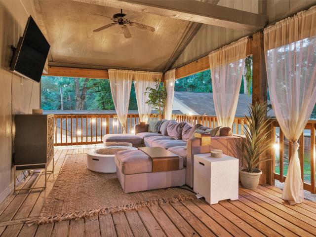 15498 Carmel Drive