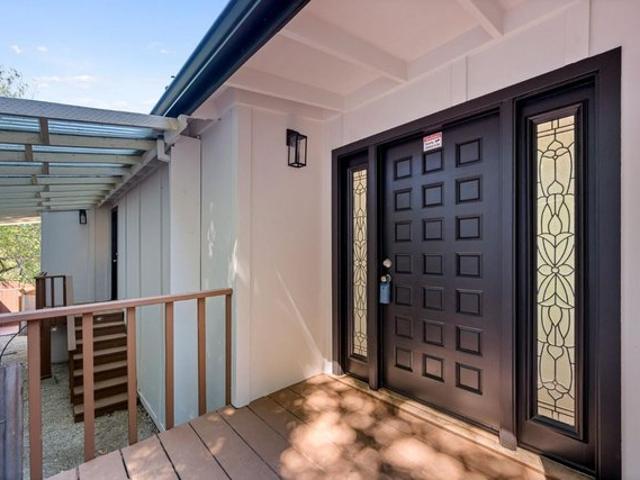 15499 Bohlman Rd, Saratoga, CA 95070