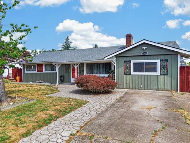 1549 NE 9th St, McMinnville, OR 97128