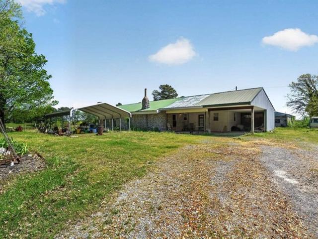 1549 Golo Rd, Mayfield, KY 42066