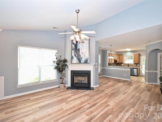 1549 Hammond Drive