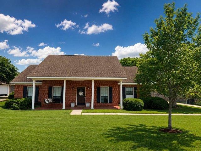 1549 Tara Ln, Montgomery, AL 36117