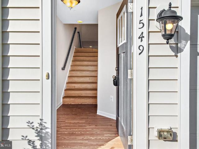 1549 Wilmer Park Lane