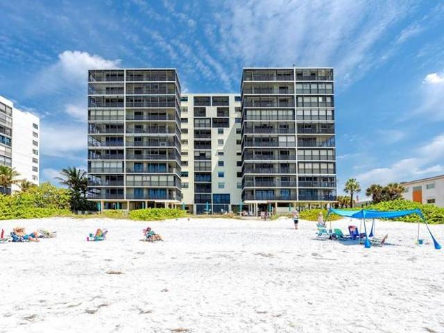 15400 Gulf Blvd #303, Madeira Beach, FL 33708