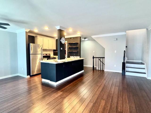 15402 Manor House Terrace