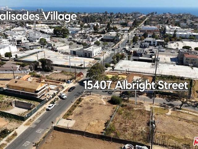 15407 Albright St, Pacific Palisades, CA 90272