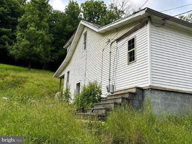 15404 Iron Rail St NW, Mount Savage, MD 21545