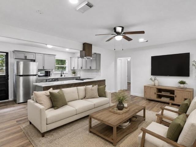 1540 Murray Dr, Garland, TX 75042
