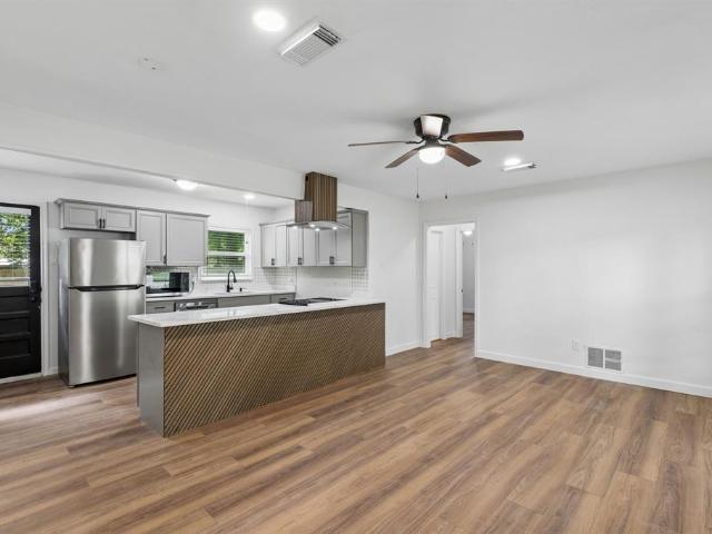 1540 Murray Drive