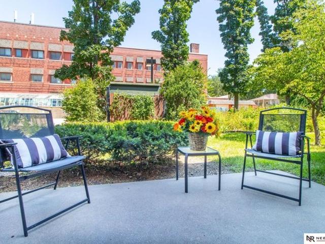 1540 N Cotner Blvd Unit B114, Lincoln, NE 68505