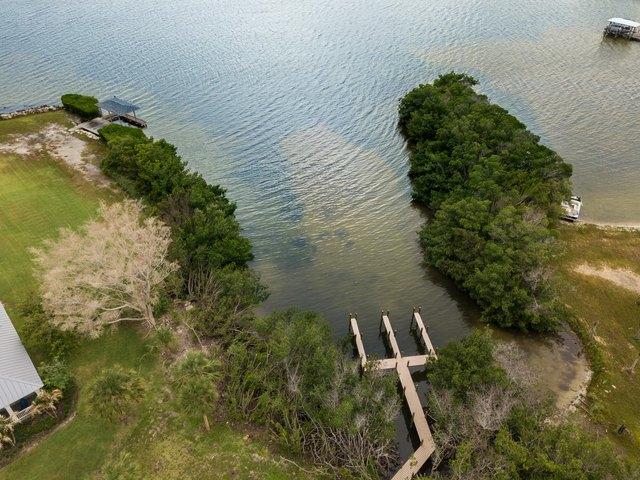 1540 Outer Dr, Merritt Island, FL 32952
