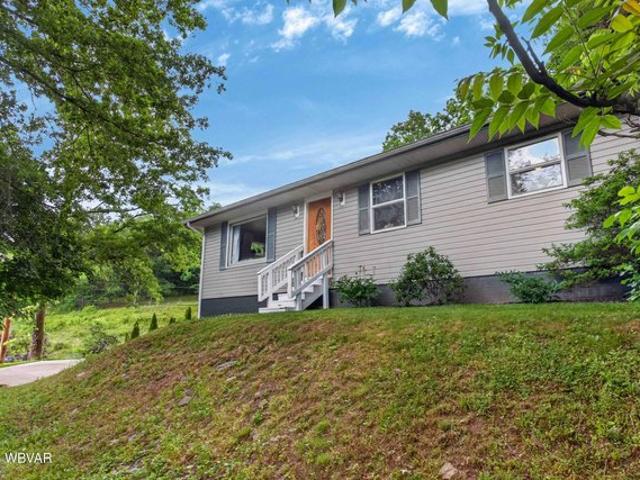 1540 Bloomingrove Rd, Williamsport, PA 17701