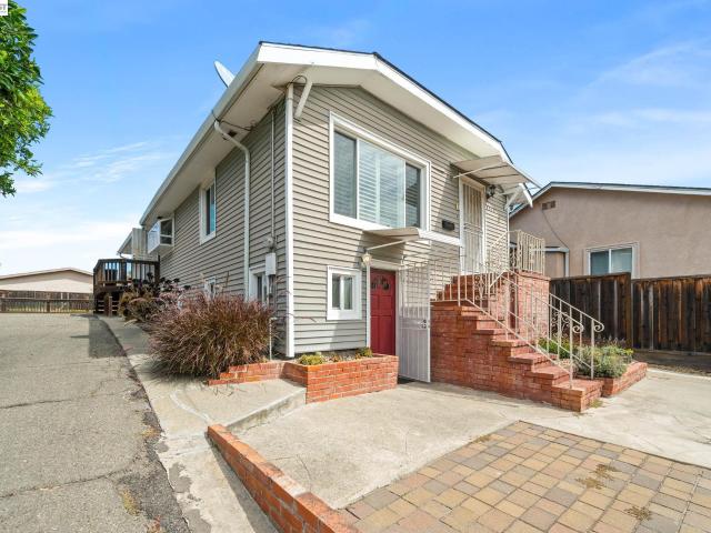 1540 Crescent Ave