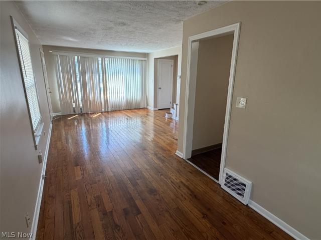 1540 E 256th Street