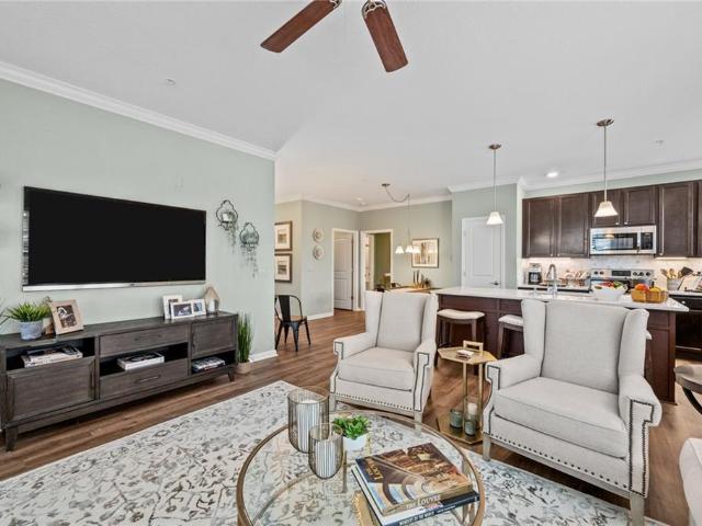 1540 Eldwick Drive #101