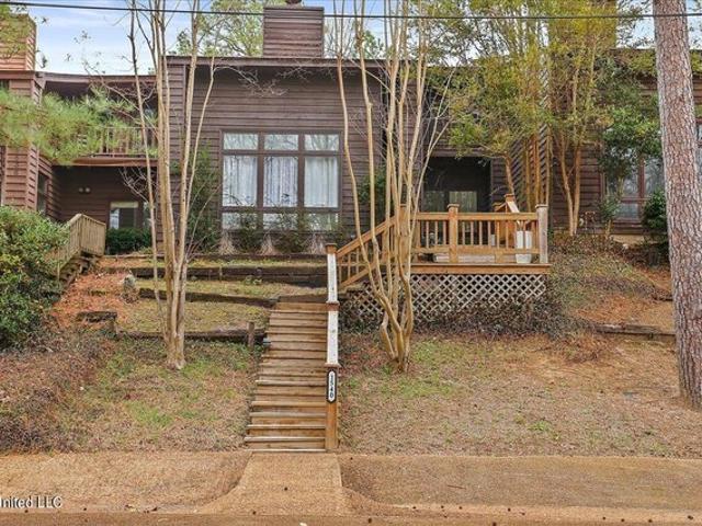 1540 Lakeside Dr, Jackson, MS 39216