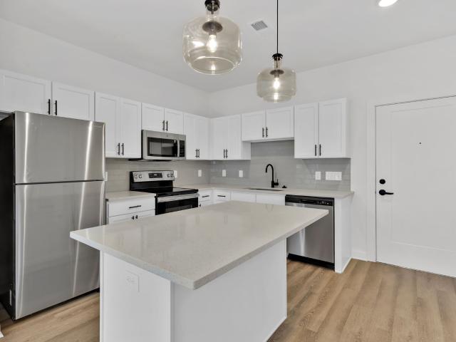 1540 Lebanon Pike # 207