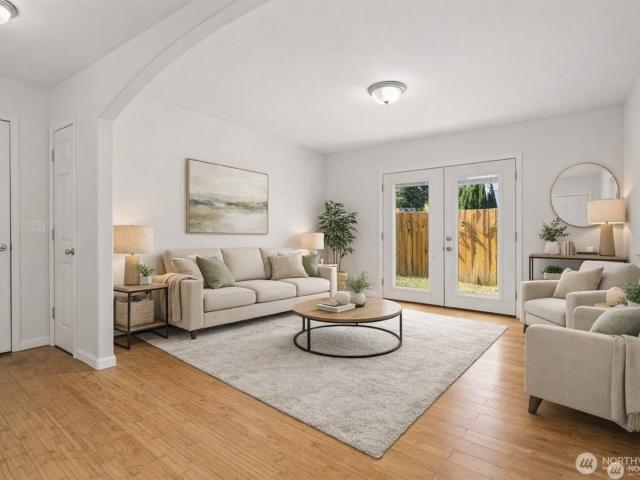 1540 th Avenue W