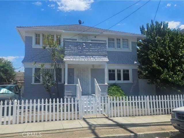 1540 W 28th