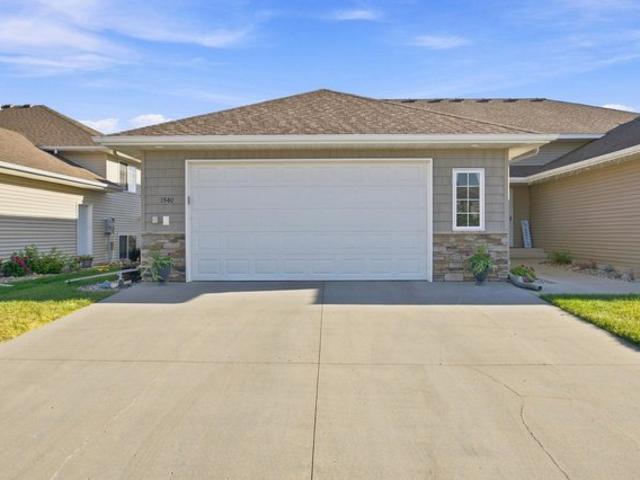 1540 19th Ave E, West Fargo, ND 58078