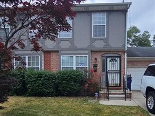 15413 Meyers Rd, Detroit, MI 48227