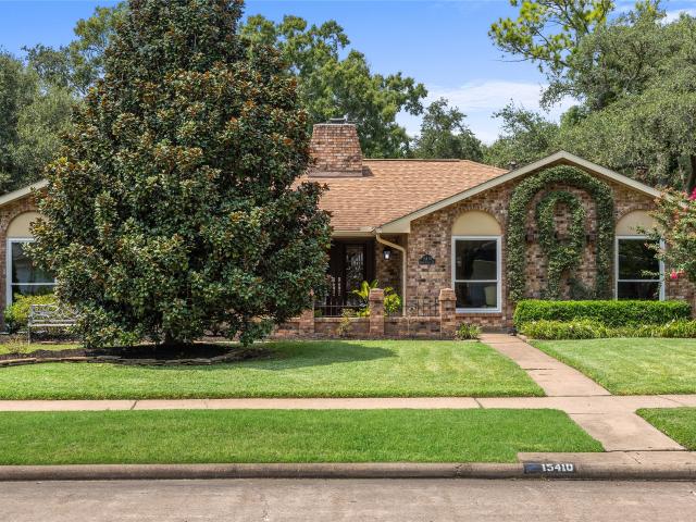 15410 Cobre Valley Drive