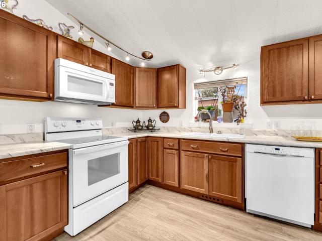 15411 SE Mill Plain Blvd, Unit C12, Vancouver, WA 98684 | MLS #173126