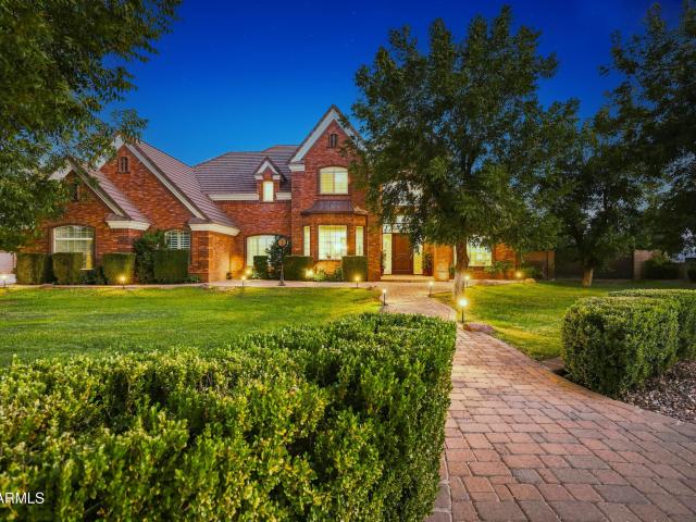 15415 e pickett court