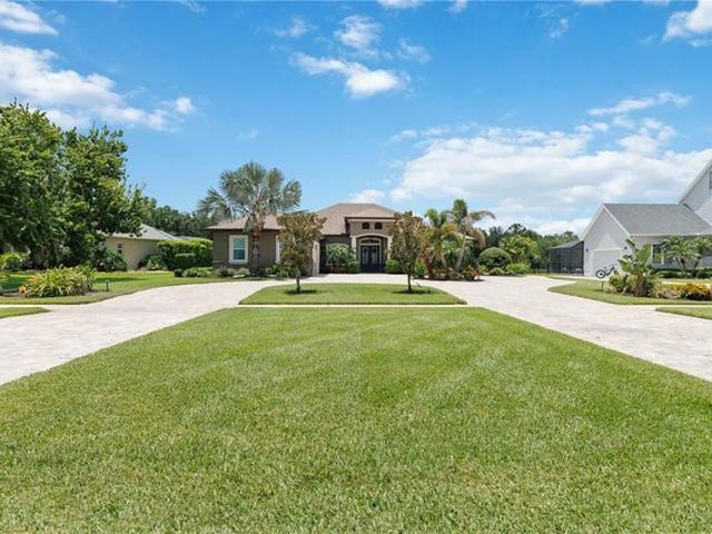 15415 Mulholland Rd, Parrish, FL 34219