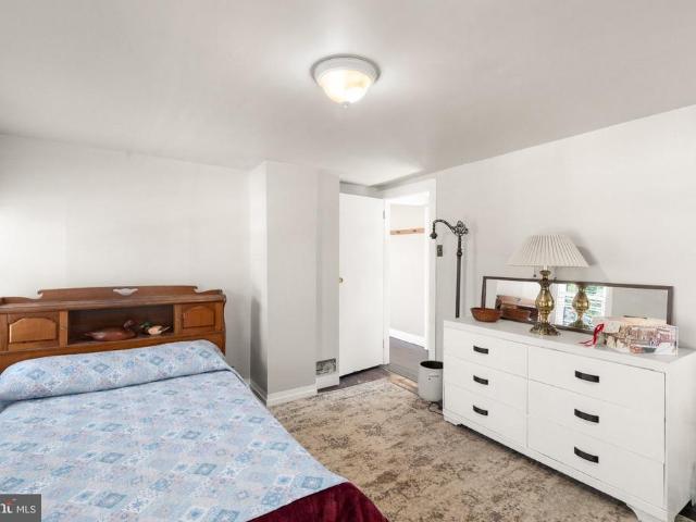 1541 Main Street