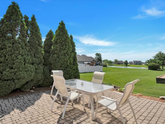 1541 Mallards Cove